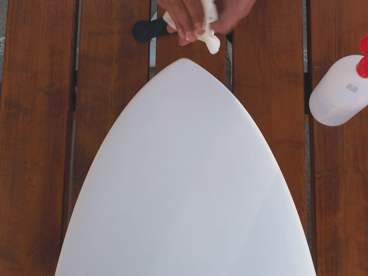 Foil Boarding for Beginners: Master the Basics and Soar Above Waves – RSPro